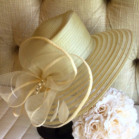 Giovannio | Accessories | Giovannio Gold And Ivory Derby Hat | Poshmark